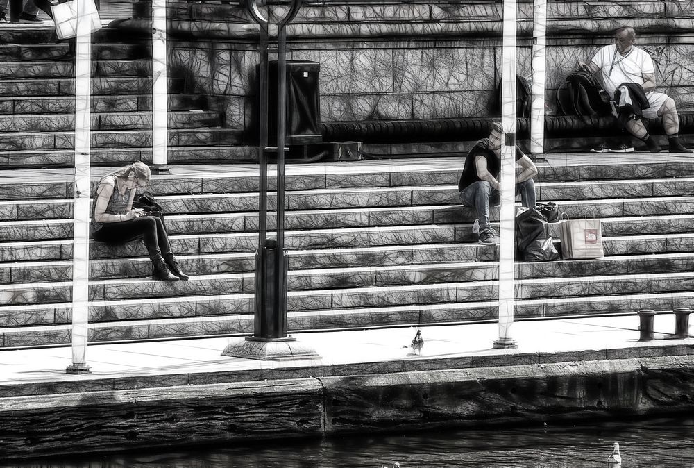 auf der treppe sitzend Foto & Bild | streetfotografie mit menschen, fotokunst, monochrome fine ...