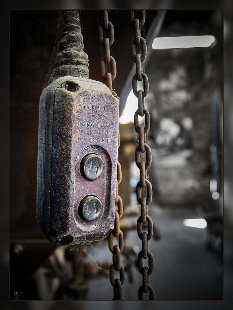 AUF und AB Foto & Bild | industrie und technik, technik-details ...