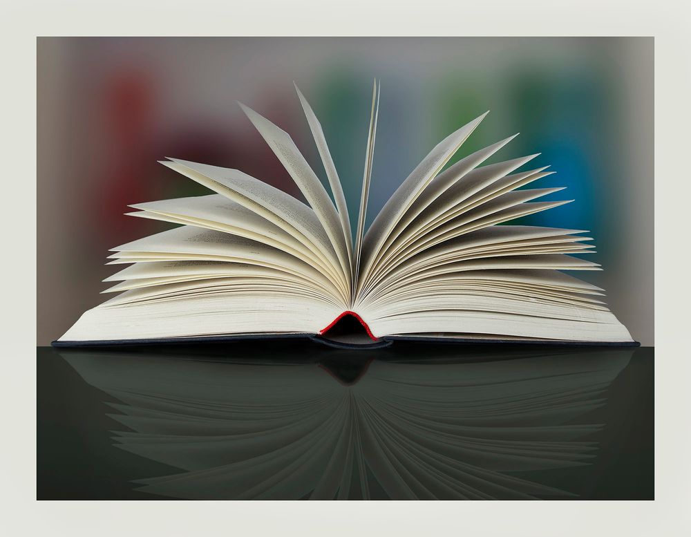 aufgeschlagen Foto & Bild | stillleben, buch, motive Bilder auf ...