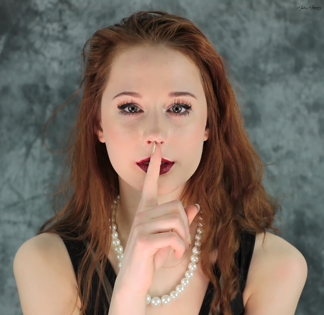 Augenkontakt / Eye contact Foto & Bild | portrait, portrait frauen ...