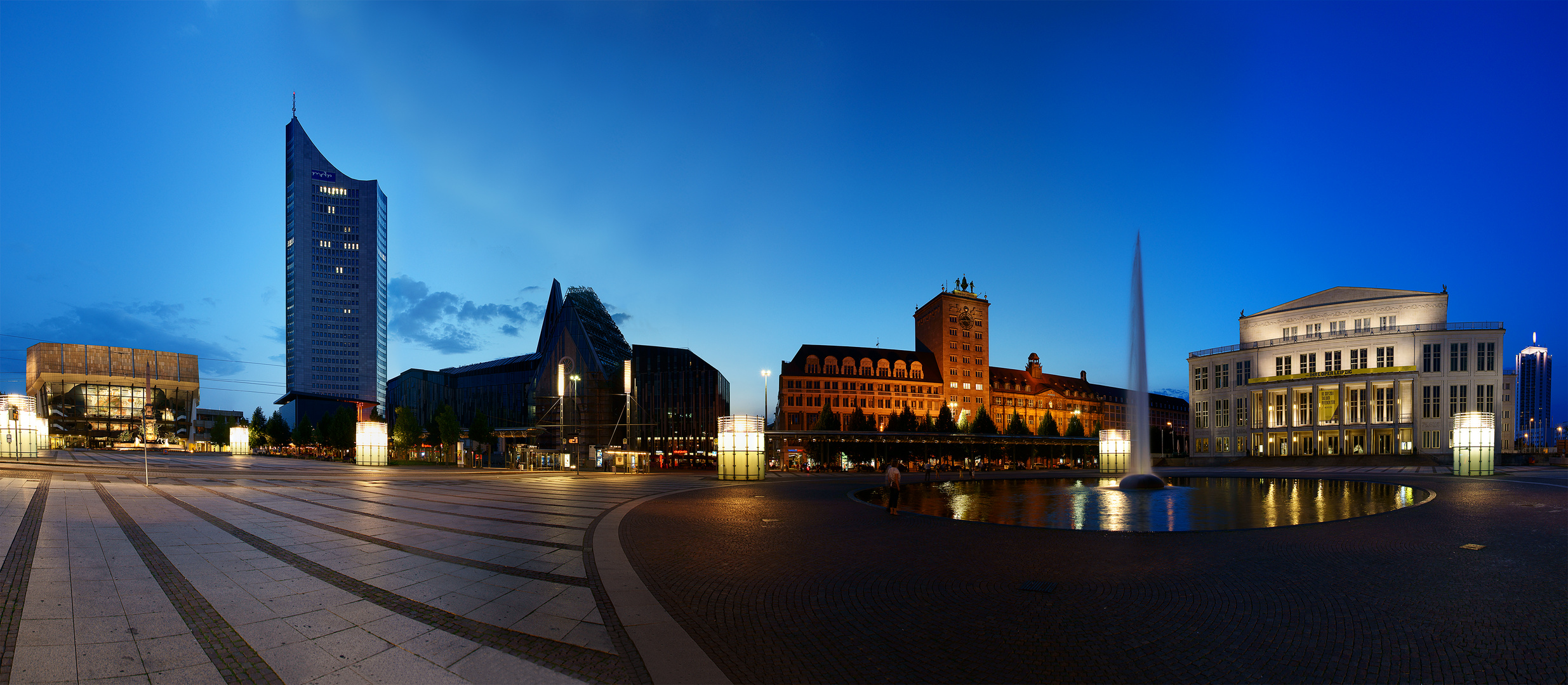 Augustusplatz in Leipzig Foto & Bild | architektur, stadtlandschaft ...
