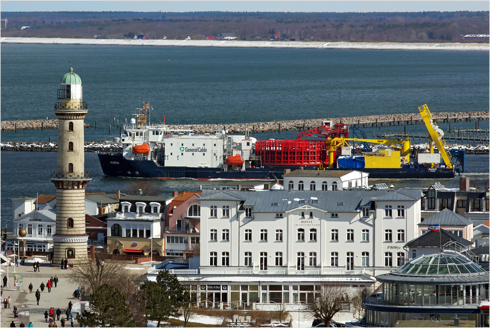 Ausfahrt Foto & Bild | schiffe und seewege, motorschiffe ...