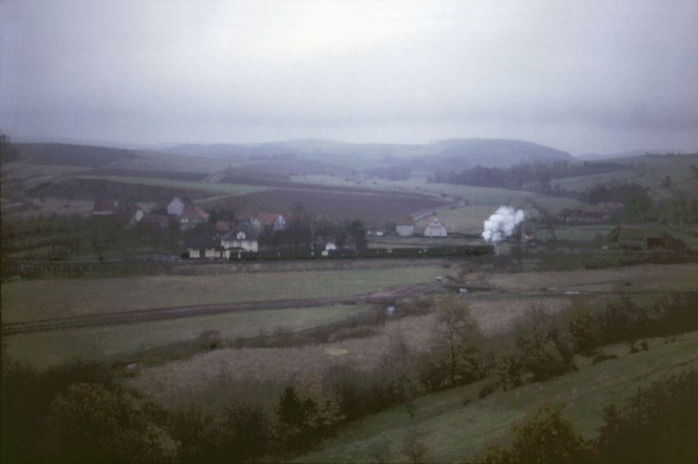 Ausfahrt Aus Dem Ddr Grenz Bahnhof Zwinge Foto And Bild Eisenbahn