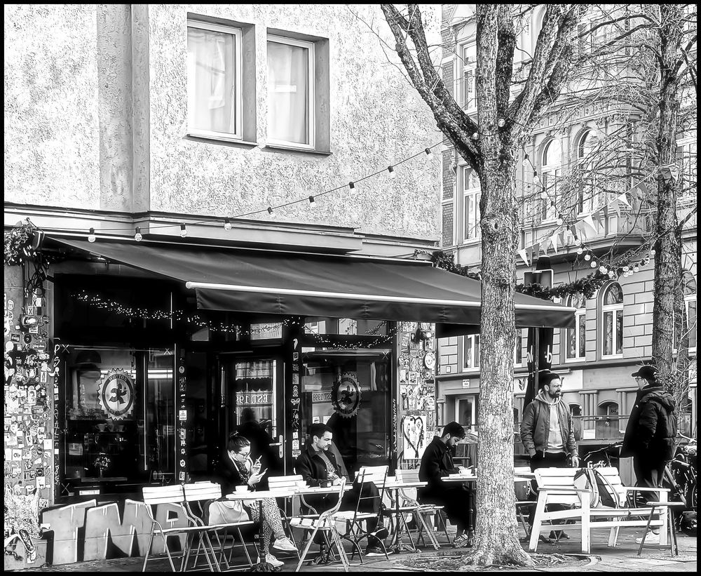 Auszeit Foto & Bild | streetfotografie mit menschen, monochrom, bearbeitungs - techniken Bilder ...