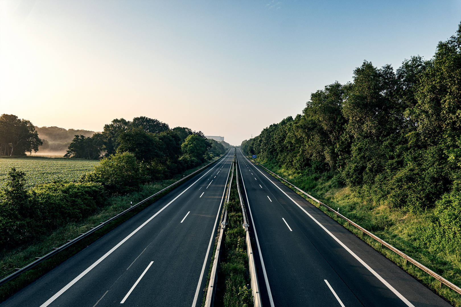Autobahn Foto & Bild | landschaft, architektur, technik Bilder auf ...