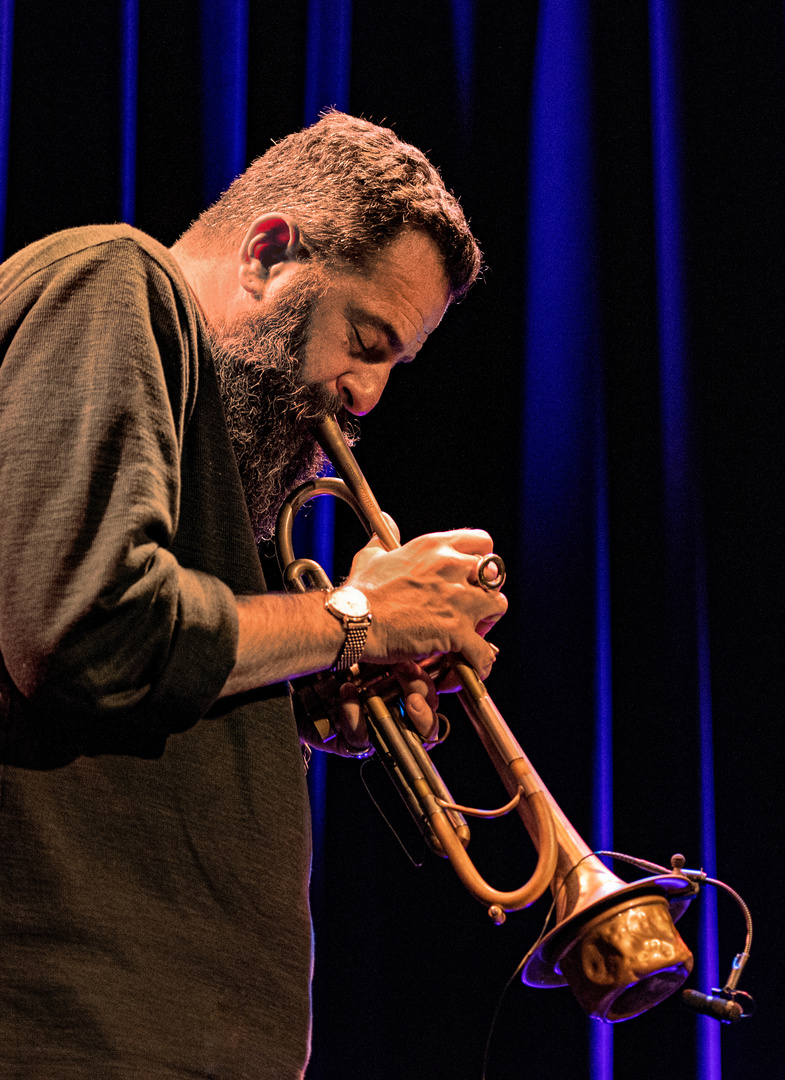 Avishai Cohen Foto & Bild | kunstfotografie & kultur, musik & konzert ...