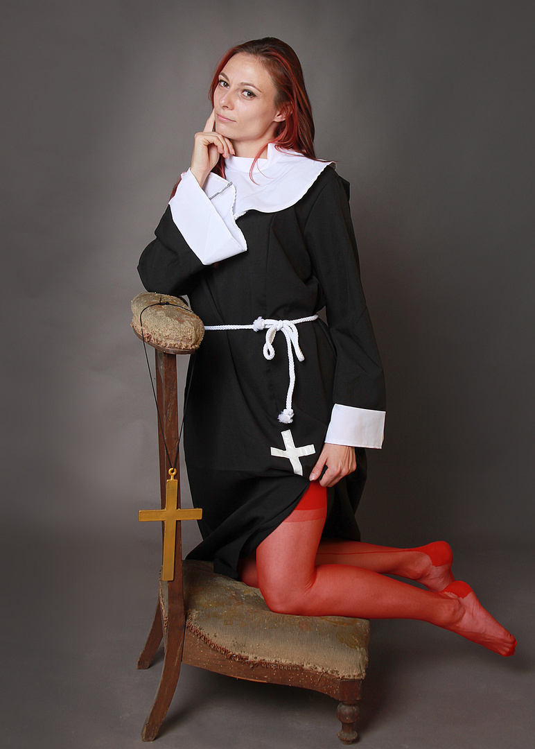 Aya en nonne..... photo et image | personnes, special, sujets Images ...