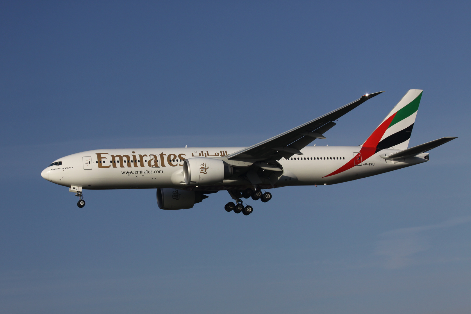 B777-200LR Emirates Foto & Bild | luftfahrt, passagiermaschinen ...
