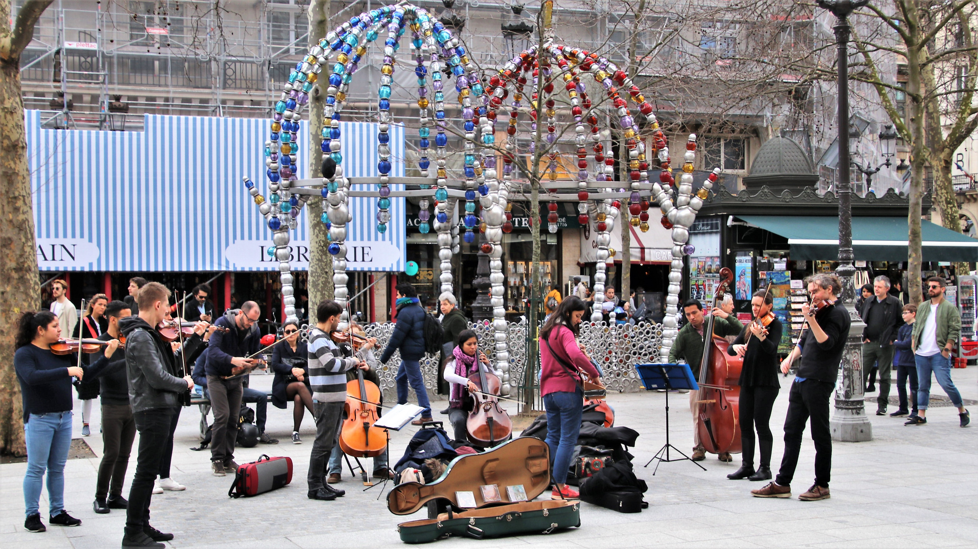 Bach für Flaneure Foto & Bild | city, france, paris Bilder auf ...