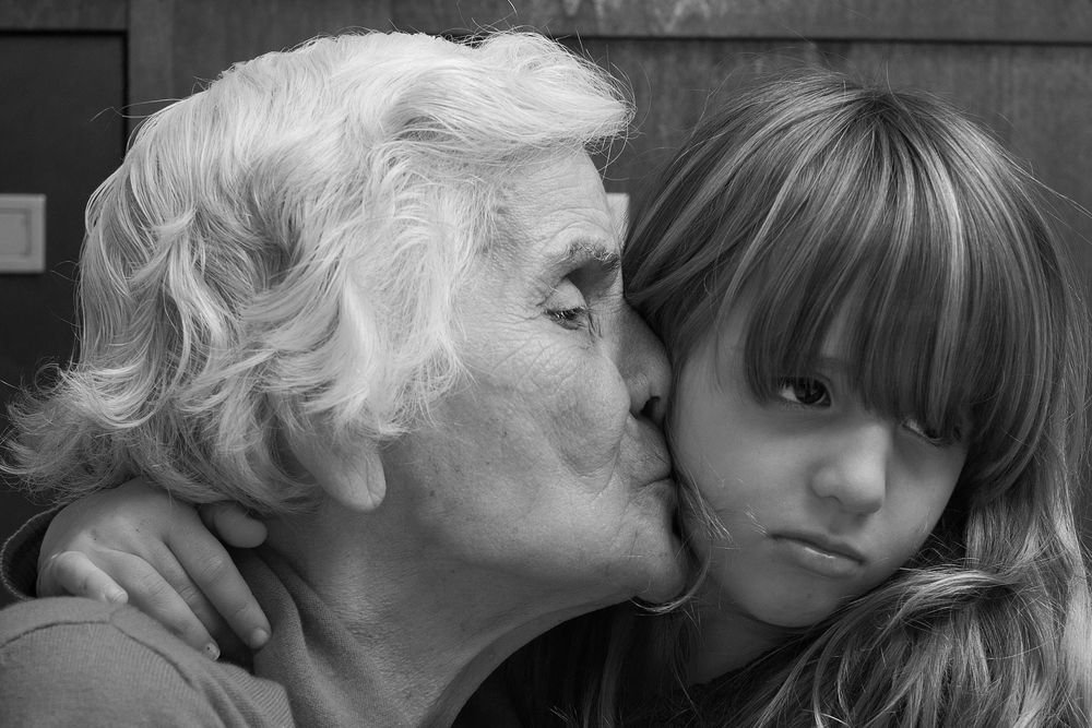 Bacio d'amore Foto % Immagini| essere anziani, persone Foto su ...