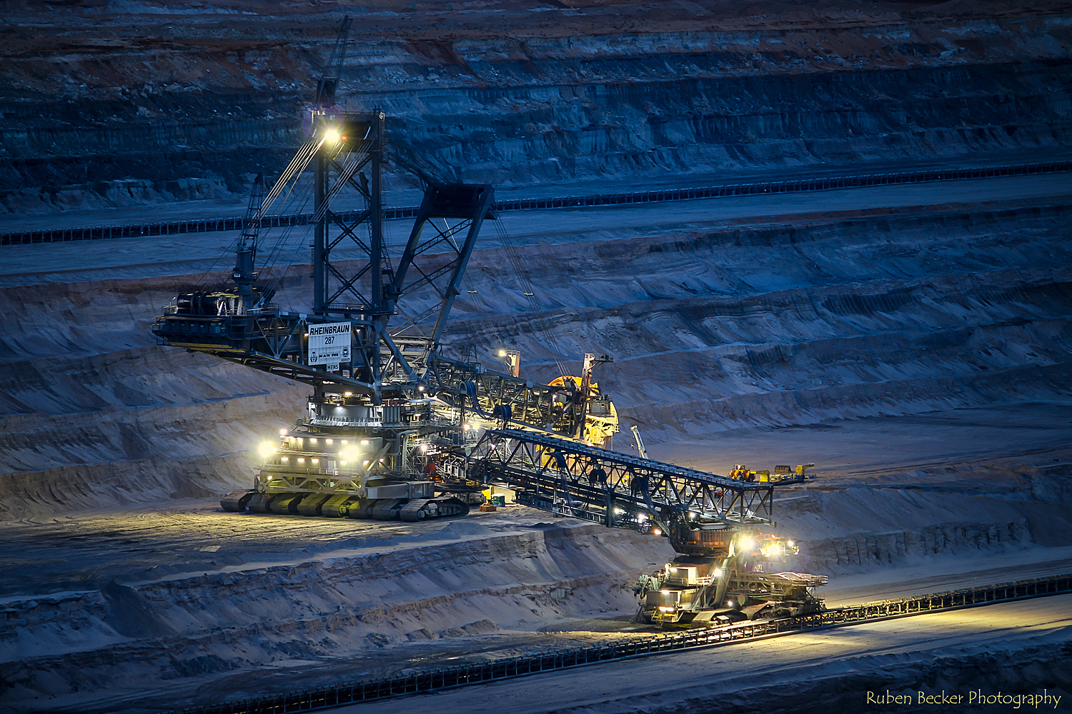 Bagger II Rheinbraun 287 Foto & Bild | industrie und technik, bergbau ...