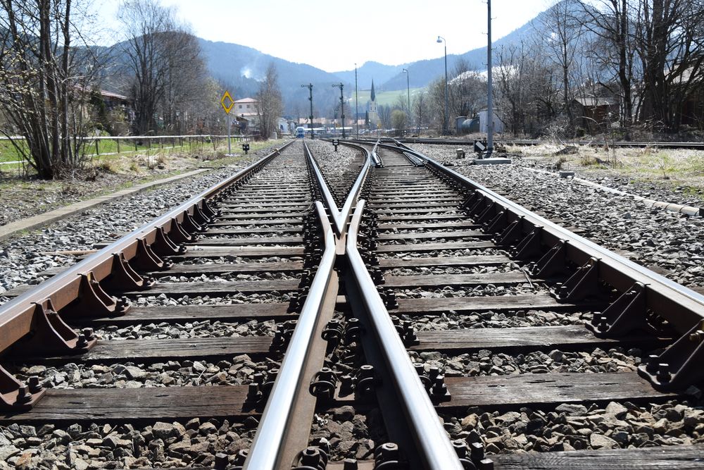 Bahngleise mit Weiche Foto & Bild | gleise, eisenbahn, verkehr ...
