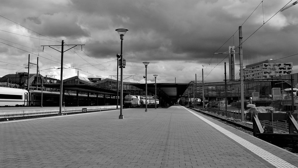 Bahnhof Basel SBB Foto & Bild | bw, city, people Bilder auf fotocommunity