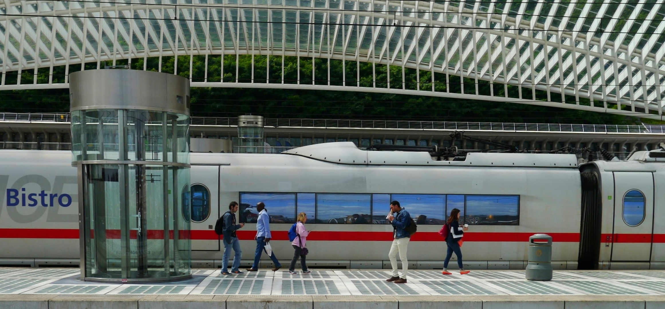 Bahnsteig Foto & Bild | architektur, projekte, bahnhöfe & gleise Bilder ...