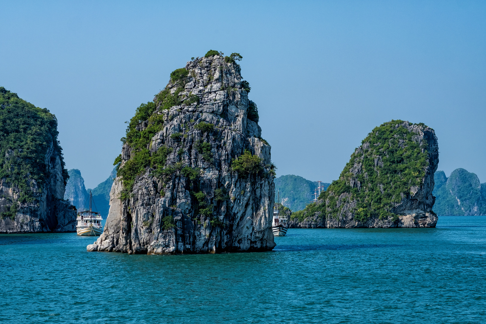 Bai Tu Long Bay Foto & Bild | asia, vietnam, southeast asia Bilder auf ...
