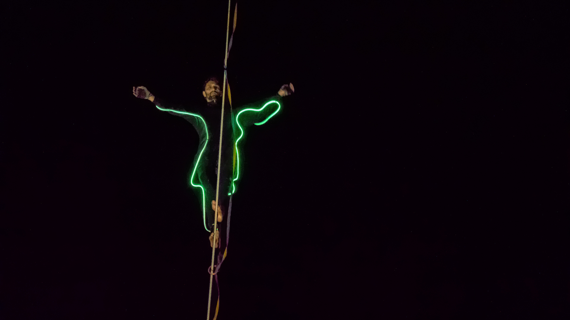 Balanceakt Foto & Bild | dokumentation, available light, nachtaufnahme Bilder auf fotocommunity