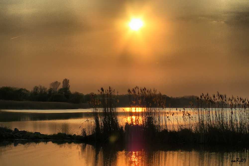 Balaton Sunset Foto & Bild | landschaft, bach, fluss & see, see, teich ...