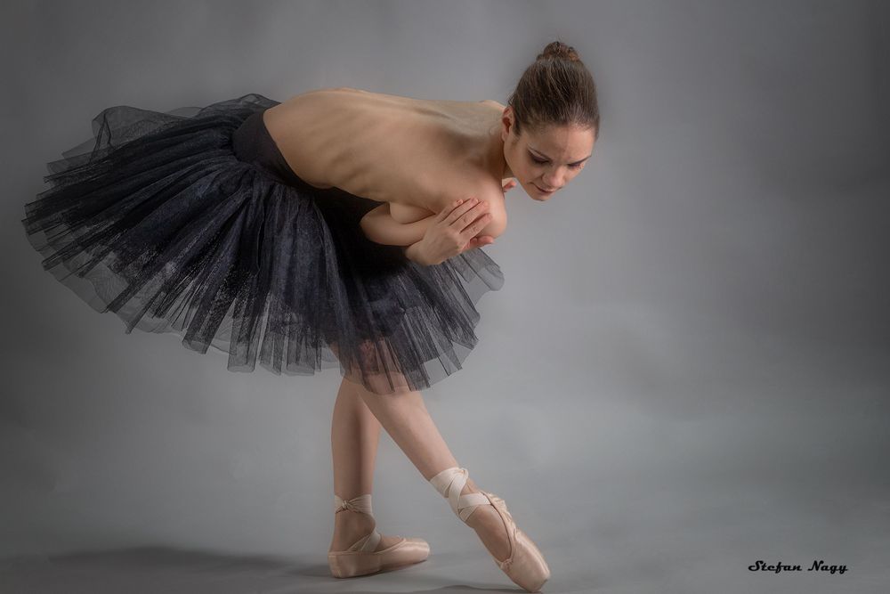 Ballerina Foto & Bild | studio, portrait, menschen Bilder auf fotocommunity