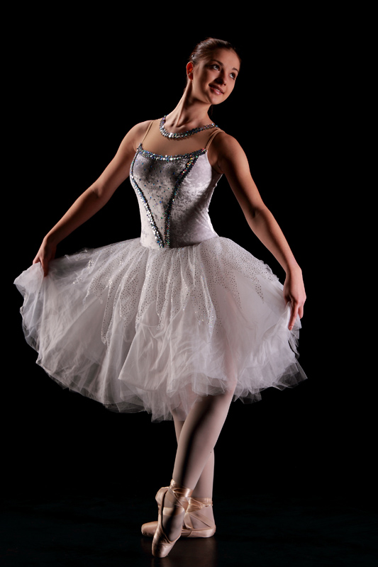 Ballerina Foto & Bild | erwachsene menschen, portraits, menschen Bilder auf fotocommunity