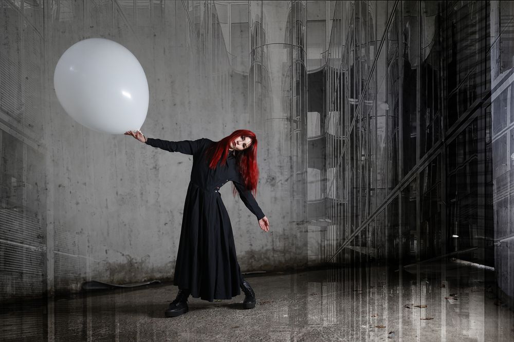 balloon II Foto & Bild | indoor, fashion, menschen Bilder auf fotocommunity