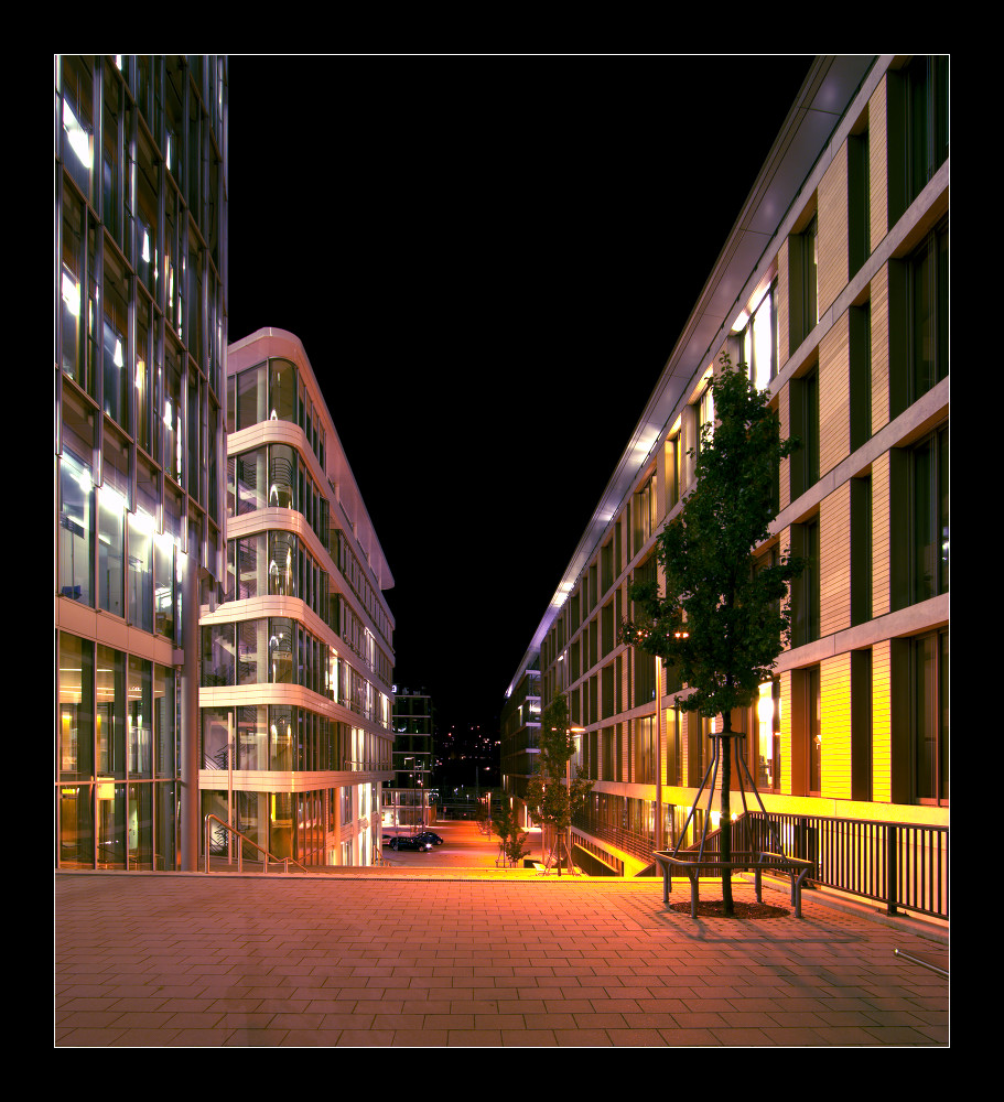 Bank Alley Foto & Bild | architektur, architektur bei nacht, motive ...