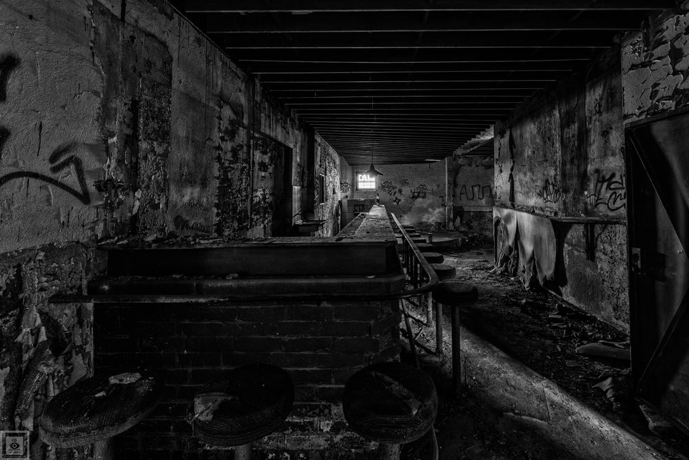 bar noir Foto & Bild | architektur, reportage dokumentation, zeit geschichte Bilder auf ...