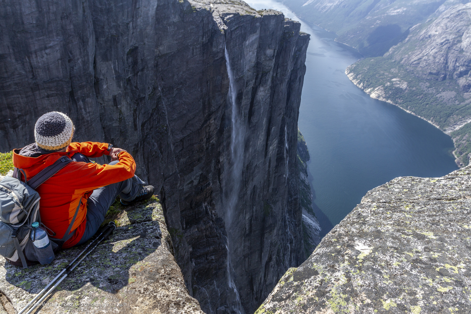 Basejumper Startplatz am Kjerag Foto & Bild | europe, scandinavia ...