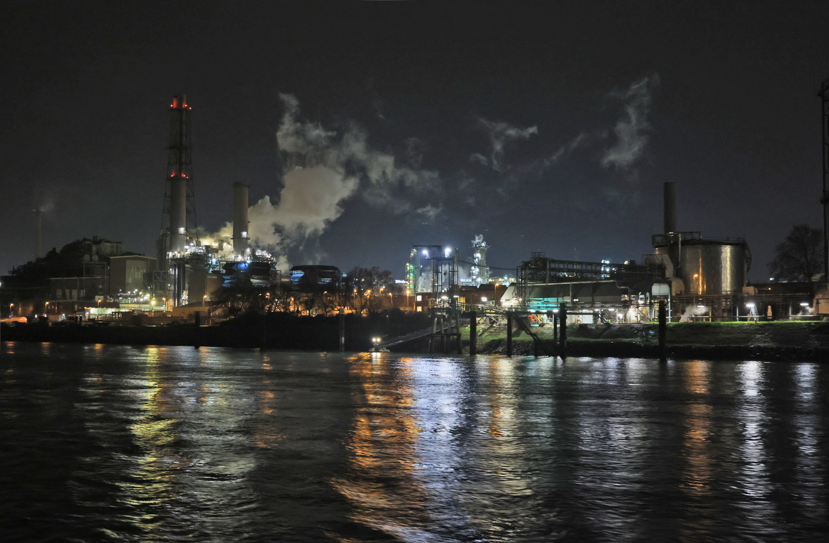 BASF Ludwigshafen Foto & Bild | deutschland, europe, rheinland-pfalz ...