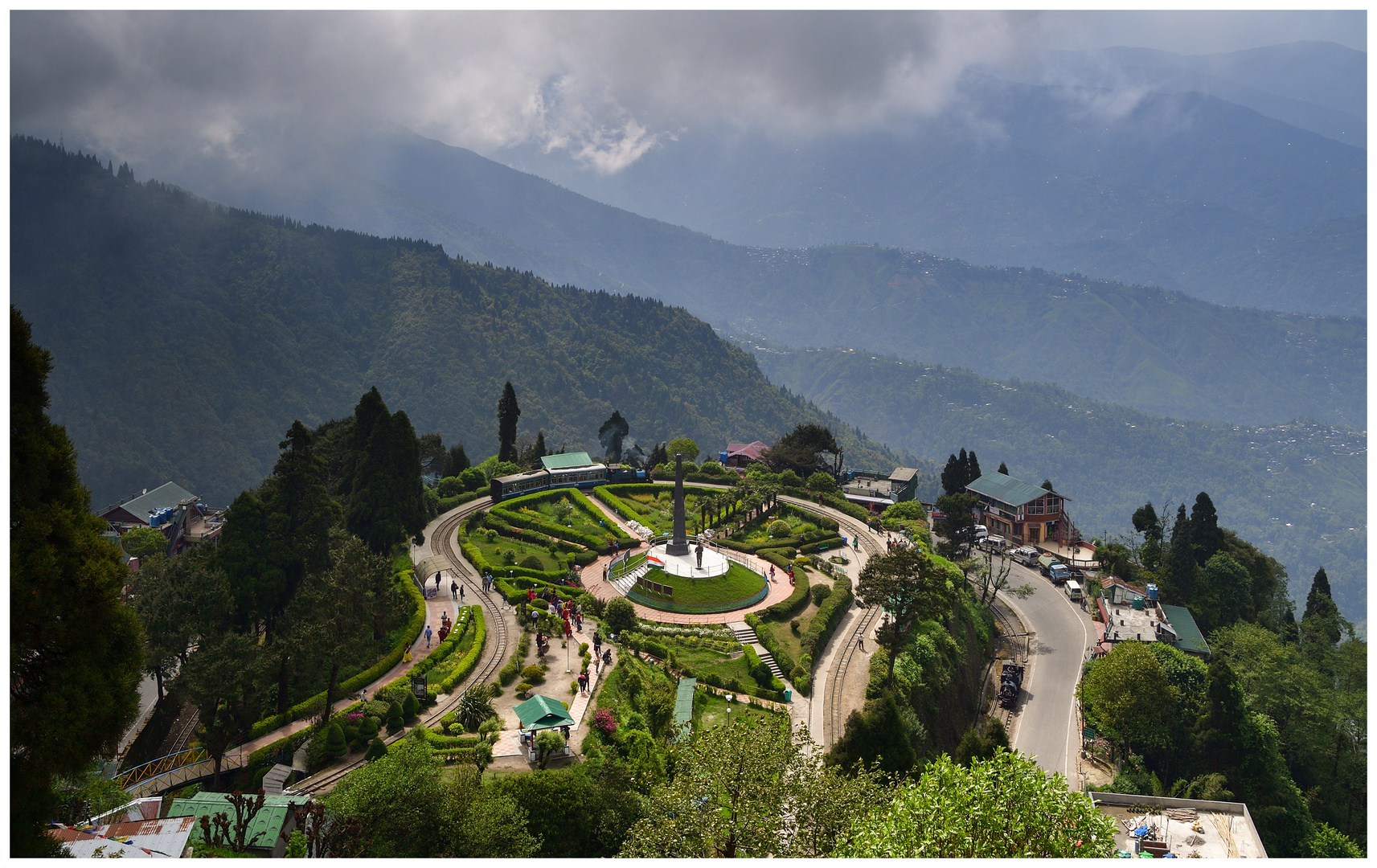 Batasia Loop II Foto & Bild | asia, india, south asia Bilder auf ...