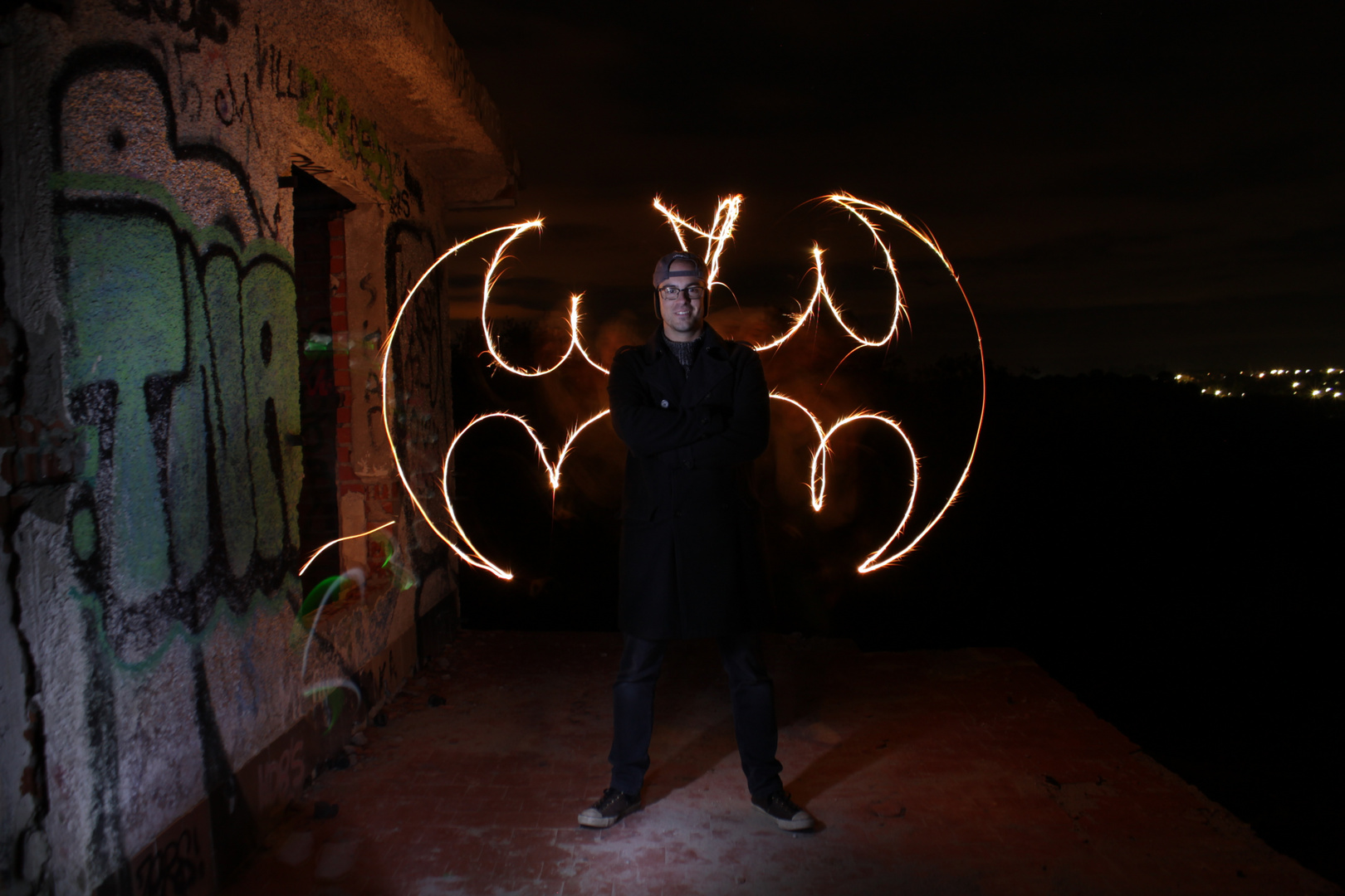Batman Light Painting Imagen & Foto | light, painting, batman Fotos de ...