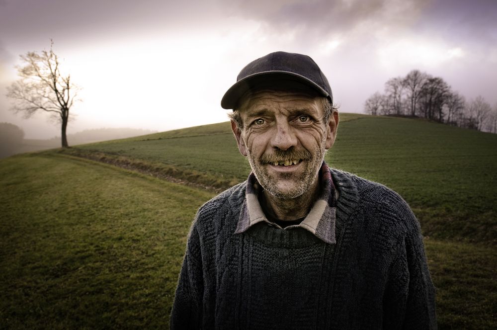 Bauer-Karl-im-Herbstwind Foto & Bild | erwachsene, menschen bei der ...