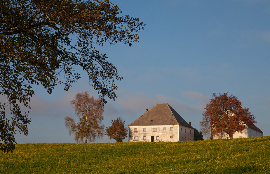 Bauernhaus im Innviertel Foto & Bild | architektur, ländliche ...