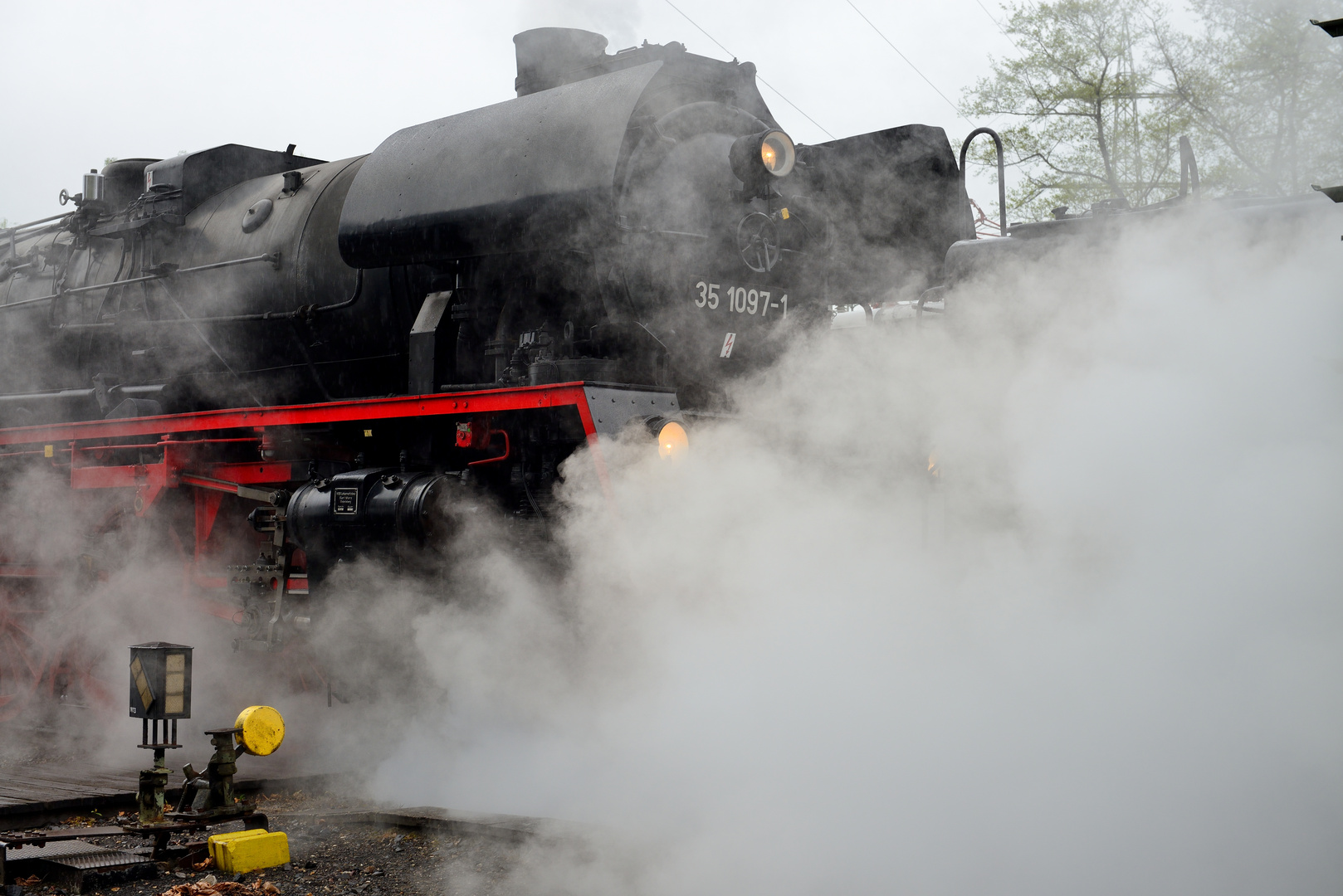 Baureihe 23.10/35.1 der DR unter Dampf Foto & Bild | lok, eisenbahn ...
