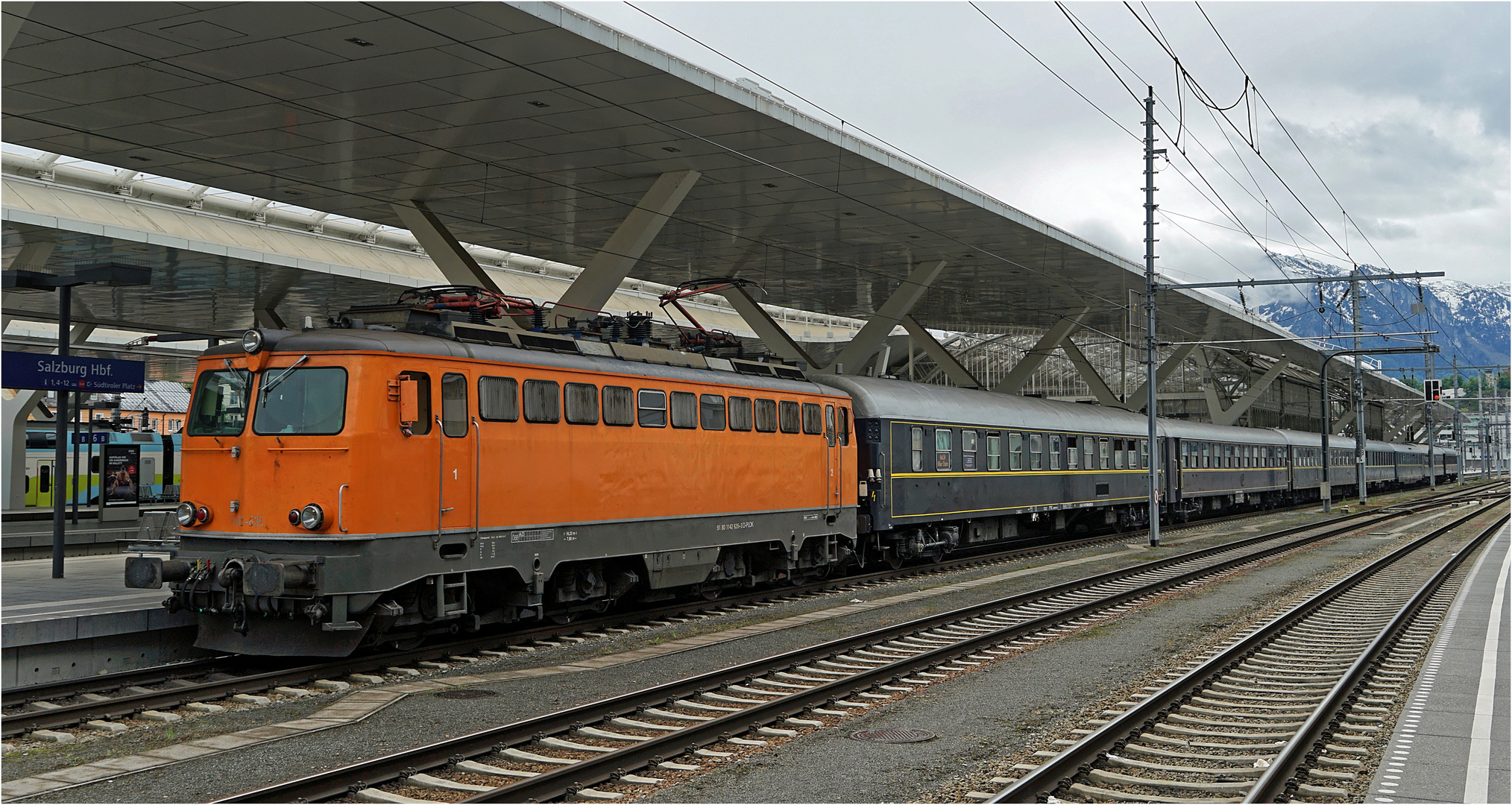 B&B Blue Train Foto & Bild | bahn a, bilder, fotos Bilder auf fotocommunity