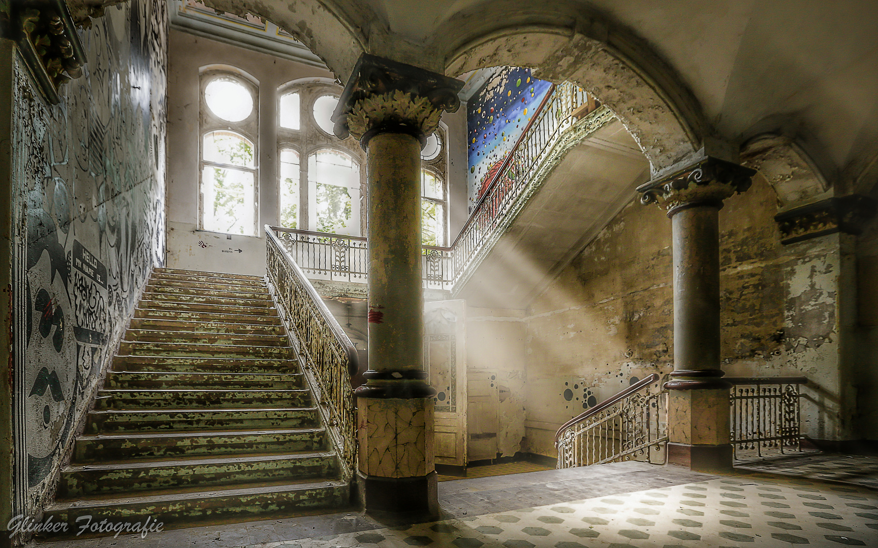 Beelitz Heilstätten Foto & Bild | architektur, lost places, alt Bilder ...