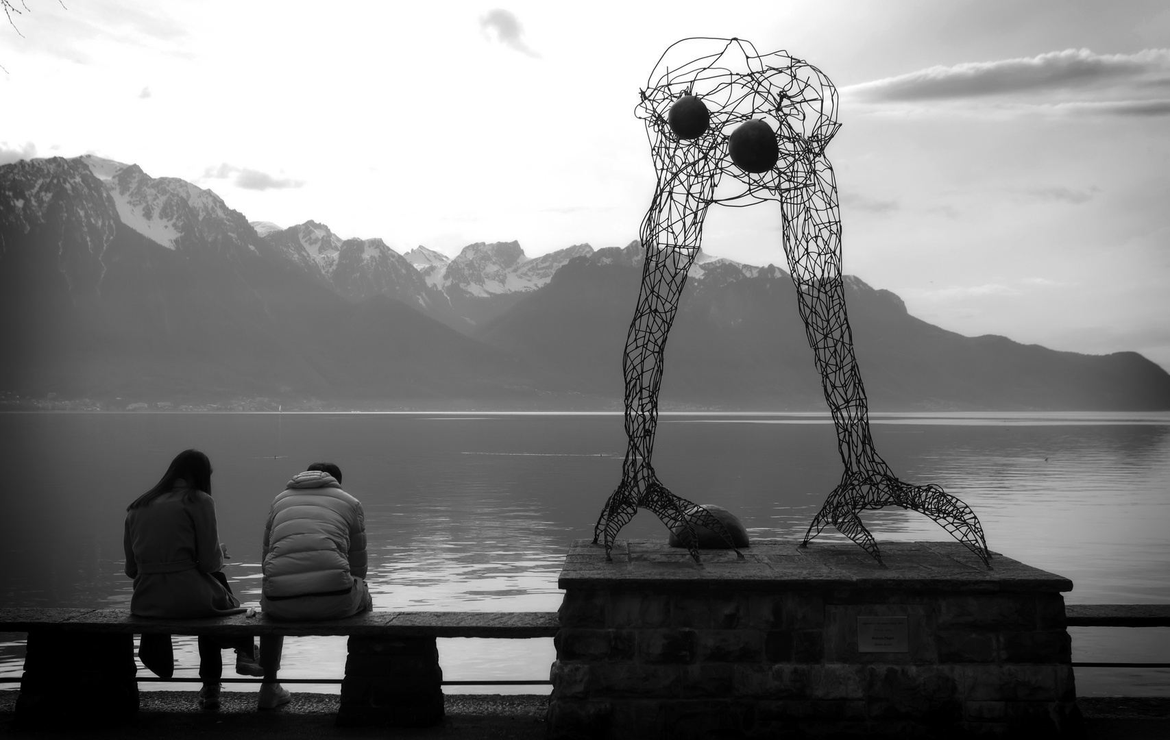 Before flight Foto & Bild | landschaft, streetfotografie mit menschen, kunstfotografie & kultur ...