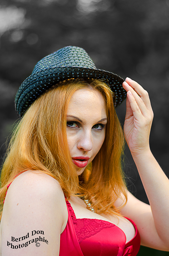 behutet Foto & Bild | portrait, portrait frauen, outdoor Bilder auf ... behutet Foto & Bild | portrait, portrait frauen, outdoor Bilder auf ...