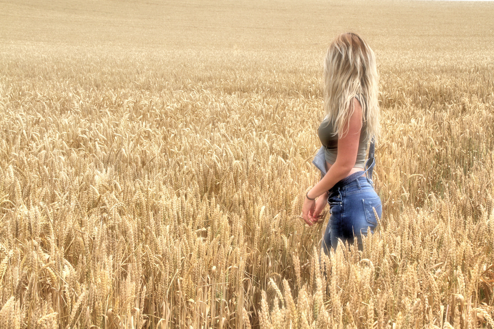 Belle des champs ! photo et image | féminin, personnes Images fotocommunity