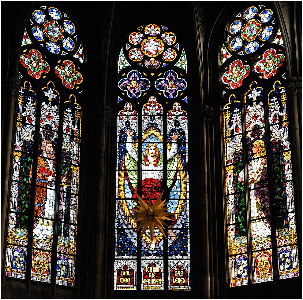 Bengel und Engel Foto & Bild | architektur, sakralbauten ...