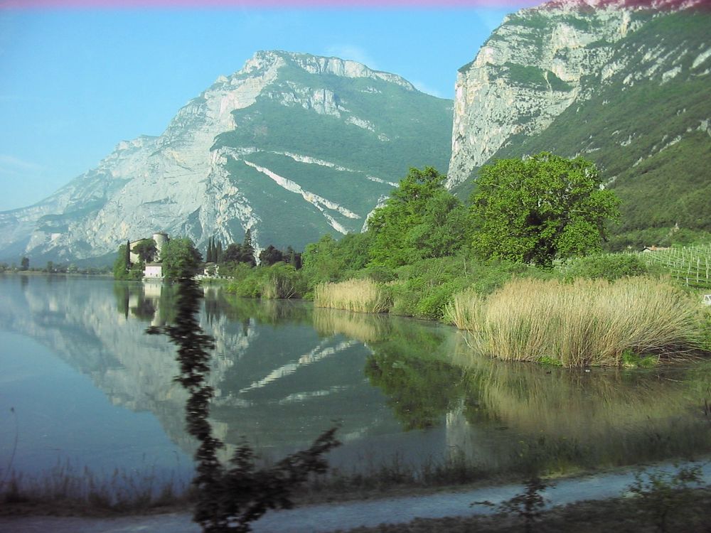 Berg im See Foto & Bild | landschaft, natur Bilder auf fotocommunity