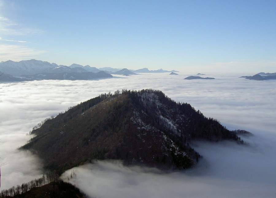 Berge im Nebel Foto & Bild | landschaft, berge, natur Bilder auf ...