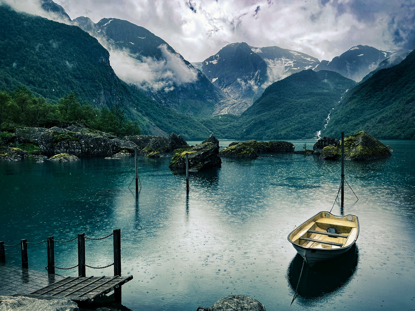 Berge und See in Norwegen Foto & Bild | landschaft, himmel, berge ...