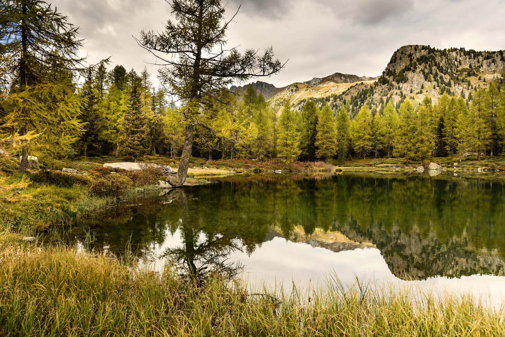Bergsee Foto & Bild | teich, natur, herbst Bilder auf fotocommunity