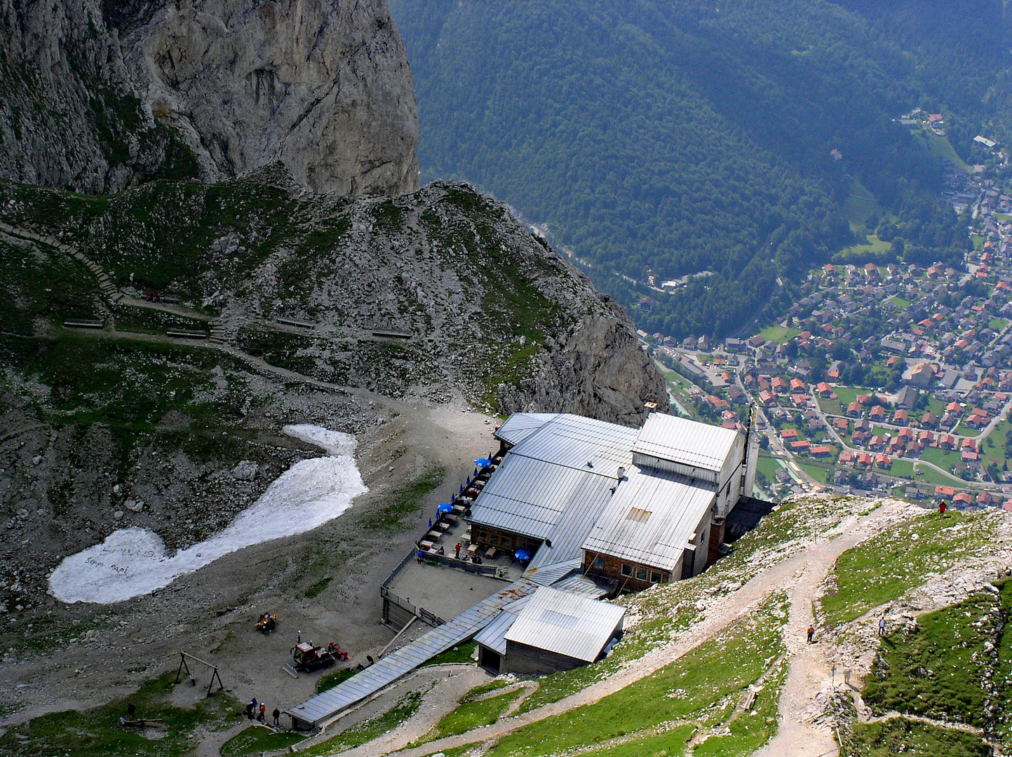 Bergstation der zweithöchsten Bergbahn Deutschlands Foto & Bild | natur ...