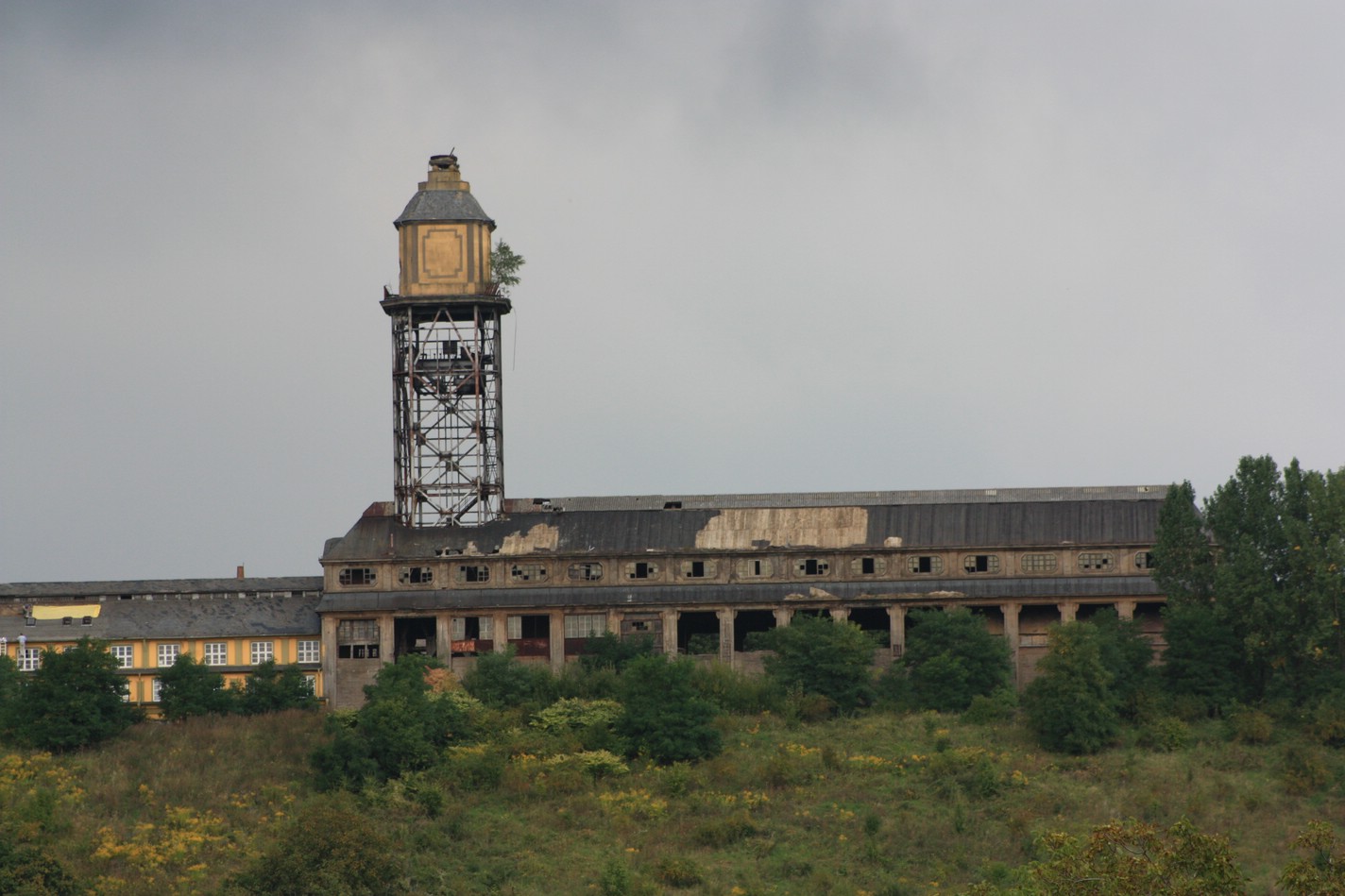 Bergwerk Waldalgesheim Foto & Bild | architektur, lost places, wirtschaftswunden Bilder auf ...