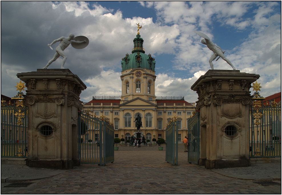 Berlin - Schloss Charlottenburg Foto & Bild | architektur, schlösser ...