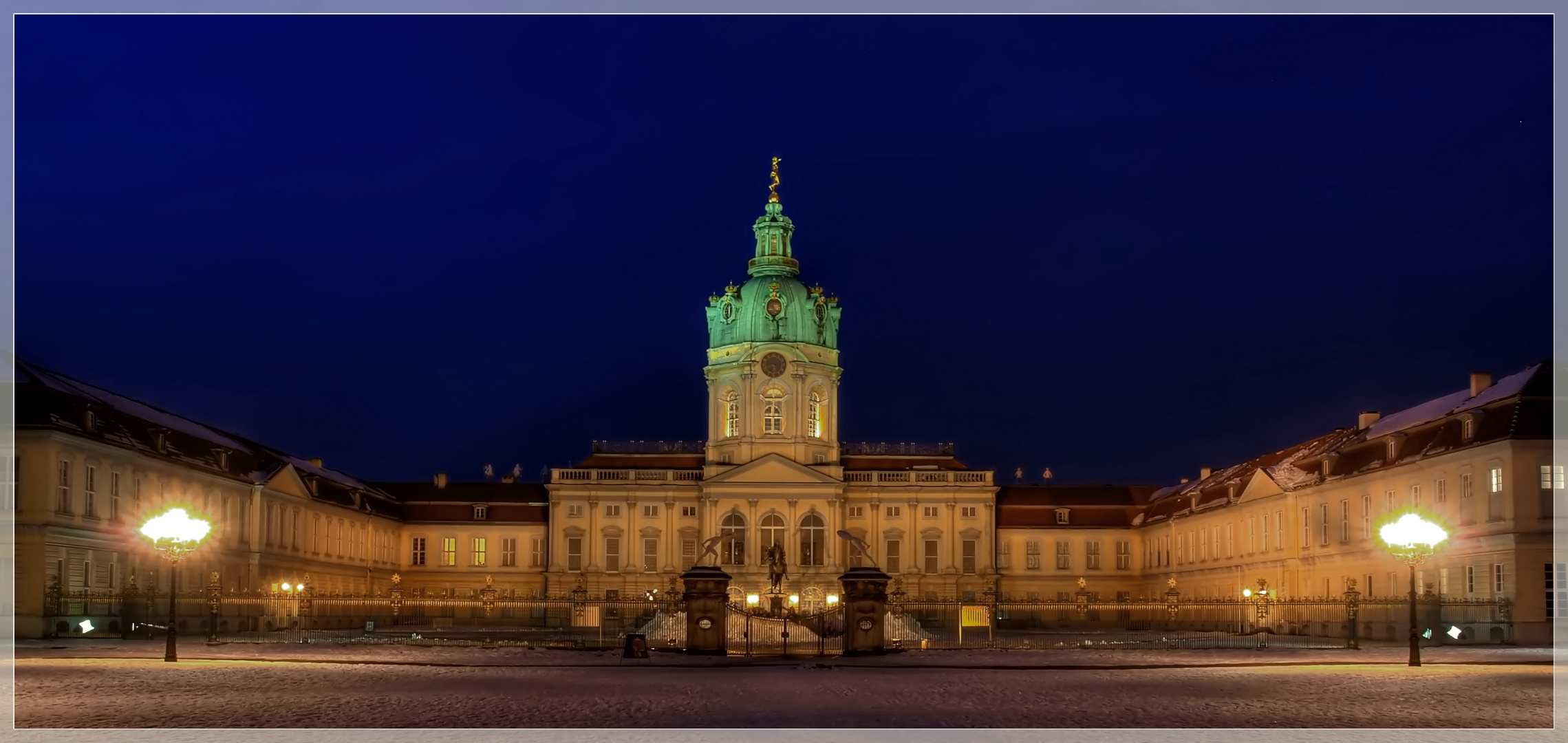 Berlin - Schloß Charlottenburg - Blaue Stunde Foto & Bild | techniken ...