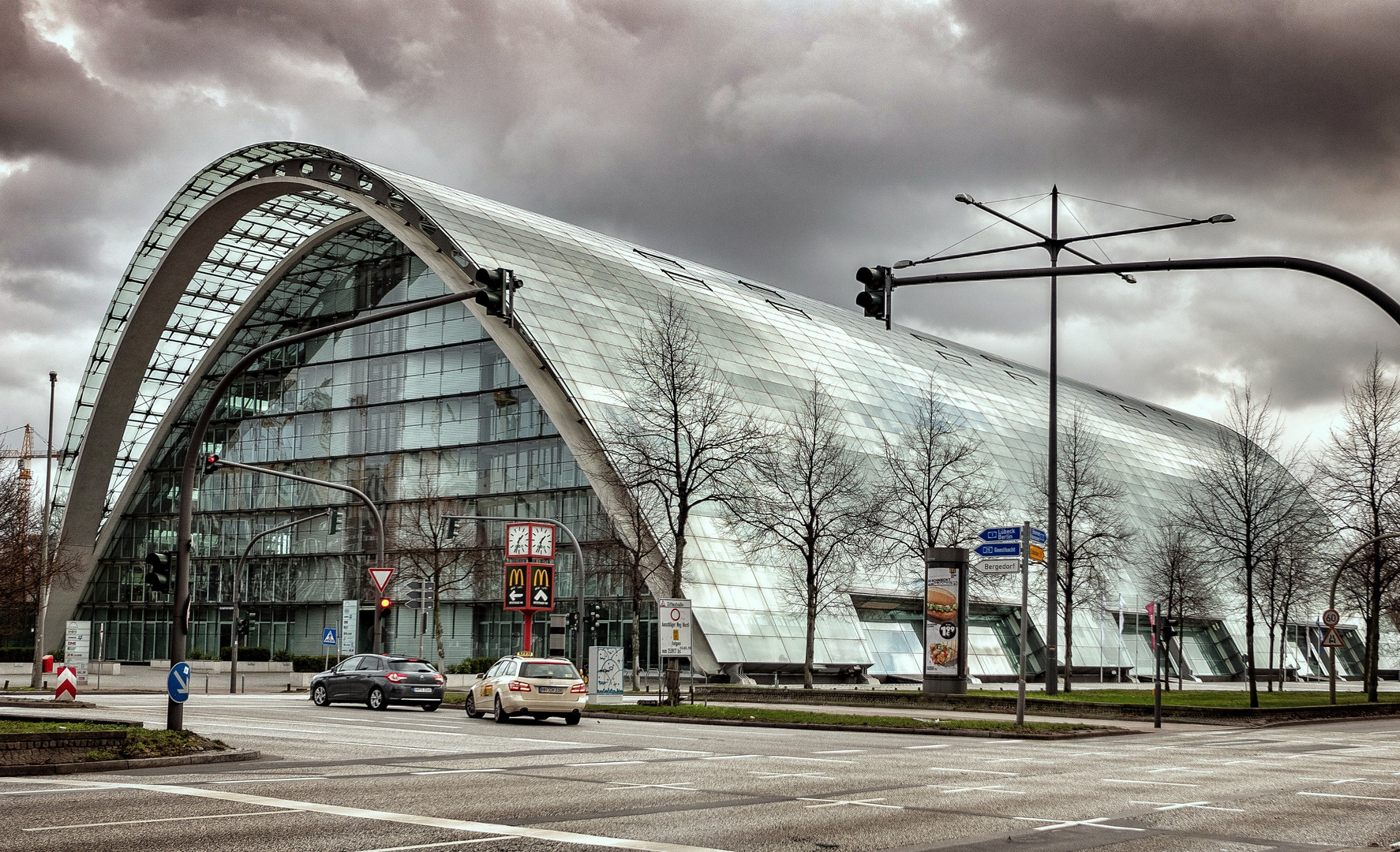 Berliner Bogen Foto & Bild | architektur, fotos, straße Bilder auf ...