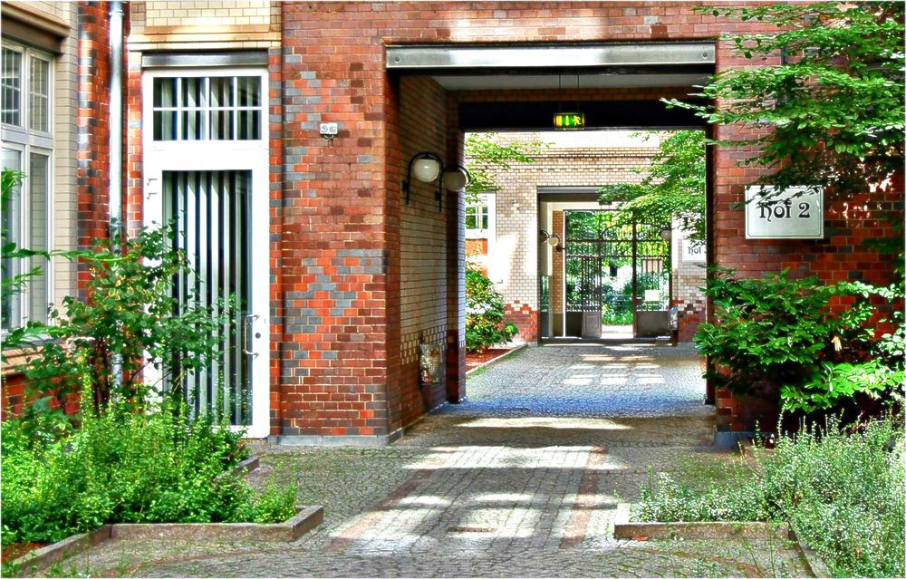 Berliner Hinterhöfe Foto & Bild | berlin, architektur, hinterhöfe ...