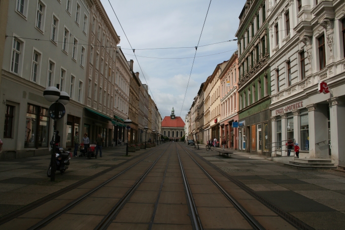 Berliner Straße mit Blick zum Bahnhof in Görlitz - Bild & Foto von ...